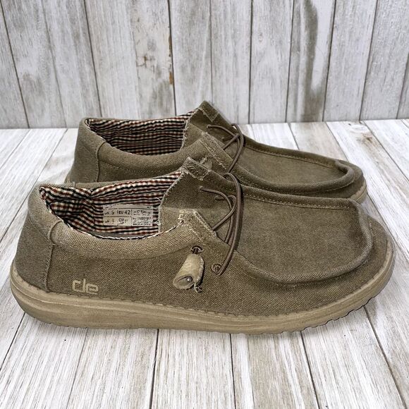 Hey Dude | Shoes | Hey Dude Mens Wally Nut Shoes Us 9 Comfort Slip On ...